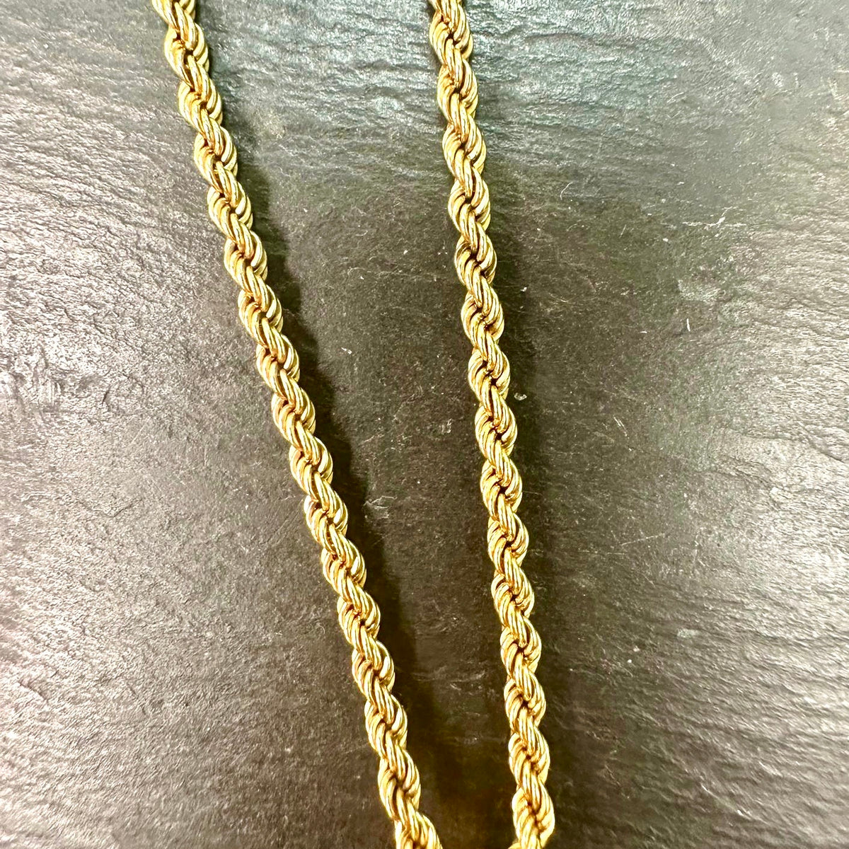 Preloved 9ct Victorian Cross & Chain – James Bishop Jewellery